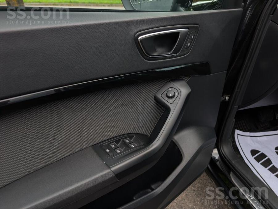 Черный Сеат Ateca 2017 в Рига, объемом двигателя 2.00 л и пробегом 250 тыс. км за 14300 €, фото 17 на AUTOMOTO.COM.LV