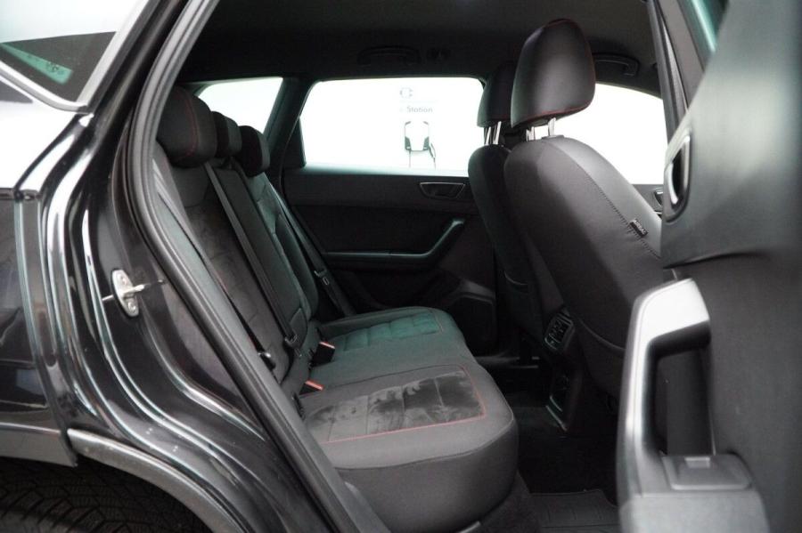 Black SEAT Ateca 2018 in Peetri, with an engine capacity of 1.40 L and mileage of 94 thousand km for 19400 €, photo 11 on AUTOMOTO.COM.LV