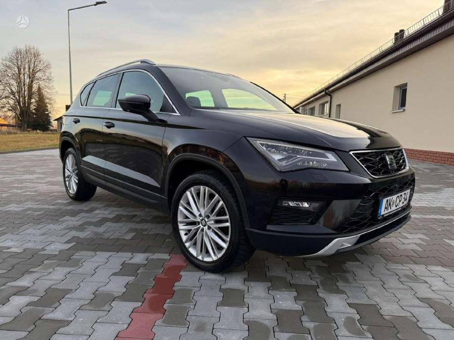 Black SEAT Ateca 2018 in Vilnius, with an engine capacity of 1.97 L and mileage of 240 thousand km for 13999 €, photo 2 on AUTOMOTO.COM.LV