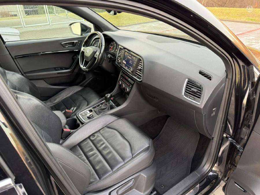 Black SEAT Ateca 2018 in Vilnius, with an engine capacity of 1.97 L and mileage of 240 thousand km for 13999 €, photo 16 on AUTOMOTO.COM.LV