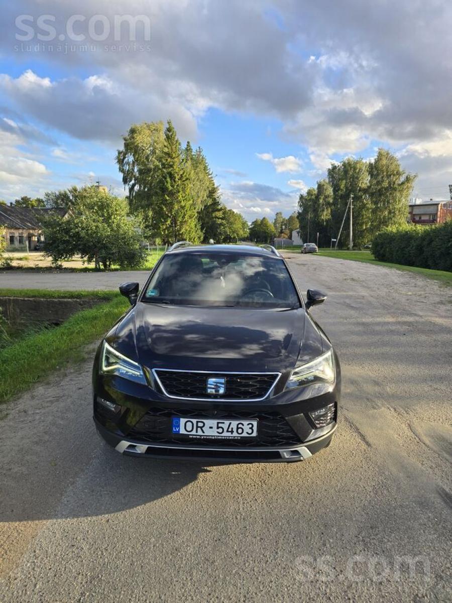 Black SEAT Ateca 2018 in Jelgava, with an engine capacity of 1.60 L and mileage of 217 thousand km for 13500 €, photo 1 on AUTOMOTO.COM.LV