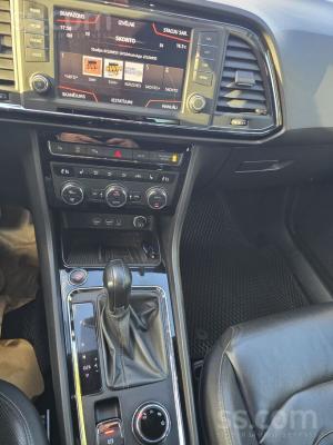 Black SEAT Ateca 2018 in Jelgava, with an engine capacity of 1.60 L and mileage of 217 thousand km for 13500 €, photo 11 on AUTOMOTO.COM.LV