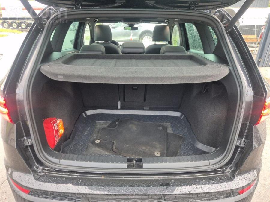 Black SEAT Ateca 2018 in Riga, with an engine capacity of 1.60 L and mileage of 217 thousand km for 13990 €, photo 13 on AUTOMOTO.COM.LV