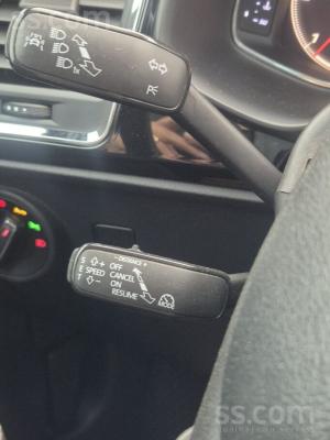 Black SEAT Ateca 2018 in Riga, with an engine capacity of 1.60 L and mileage of 217 thousand km for 13990 €, photo 17 on AUTOMOTO.COM.LV