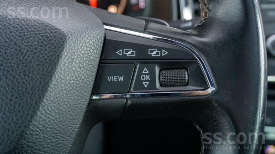 Black SEAT Ateca 2018 in Riga, with an engine capacity of 1.60 L and mileage of 217 thousand km for 13990 €, photo 22 on AUTOMOTO.COM.LV