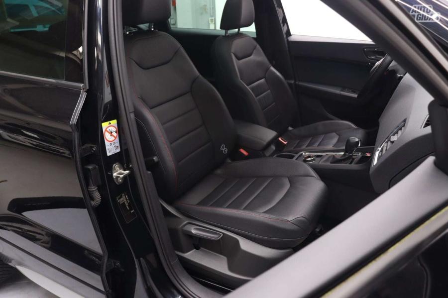 Black SEAT Ateca 2019 in Kaunas, with an engine capacity of 2.00 L and mileage of 57 thousand km for 27540 €, photo 19 on AUTOMOTO.COM.LV