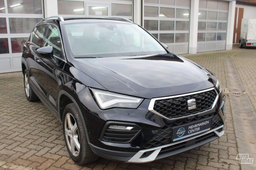 Black SEAT Ateca 2021 in Kaunas, with an engine capacity of 1.50 L and mileage of 42 thousand km for 26520 €, photo 2 on AUTOMOTO.COM.LV