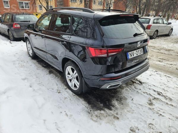 Black SEAT Ateca 2021 in Riga, with an engine capacity of 2.00 L and mileage of 97 thousand km for 23900 €, photo 4 on AUTOMOTO.COM.LV