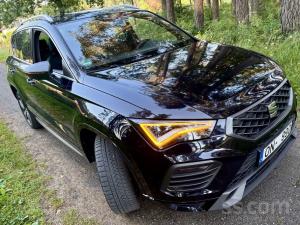 Black SEAT Ateca 2021 in Riga, with an engine capacity of 1.50 L and mileage of 0 thousand km for 16500 €, photo  on AUTOMOTO.COM.LV