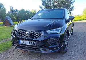 Melns SEAT Ateca 2021 Alīta, ar dzinēja tilpumu 1.50 L un nobraukumu 69 tūkst. km par 18900 €, foto  vietnē AUTOMOTO.COM.LV