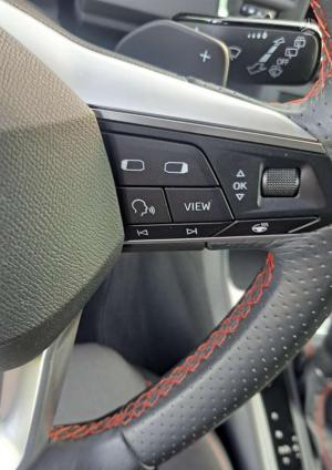 Melns SEAT Ateca 2021 Alīta, ar dzinēja tilpumu 1.50 L un nobraukumu 69 tūkst. km par 18900 €, foto 23 vietnē AUTOMOTO.COM.LV