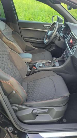 Melns SEAT Ateca 2021 Alīta, ar dzinēja tilpumu 1.50 L un nobraukumu 69 tūkst. km par 18900 €, foto 24 vietnē AUTOMOTO.COM.LV