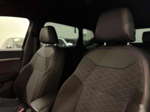 Melns SEAT Ateca 2021 Viļņa, ar dzinēja tilpumu 1.50 L un nobraukumu 70 tūkst. km par 20490 €, foto 15 vietnē AUTOMOTO.COM.LV