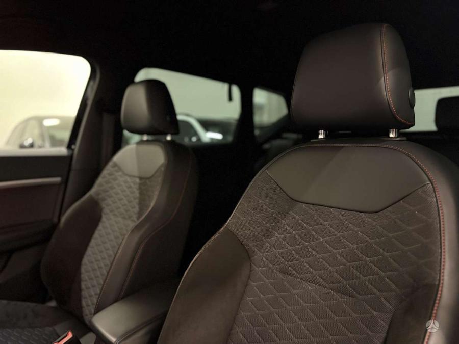 Melns SEAT Ateca 2021 Viļņa, ar dzinēja tilpumu 1.50 L un nobraukumu 70 tūkst. km par 20490 €, foto 15 vietnē AUTOMOTO.COM.LV
