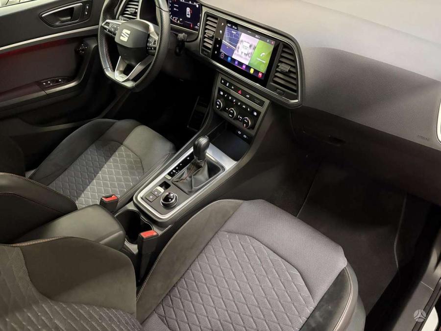 Melns SEAT Ateca 2021 Viļņa, ar dzinēja tilpumu 1.50 L un nobraukumu 70 tūkst. km par 20490 €, foto 16 vietnē AUTOMOTO.COM.LV