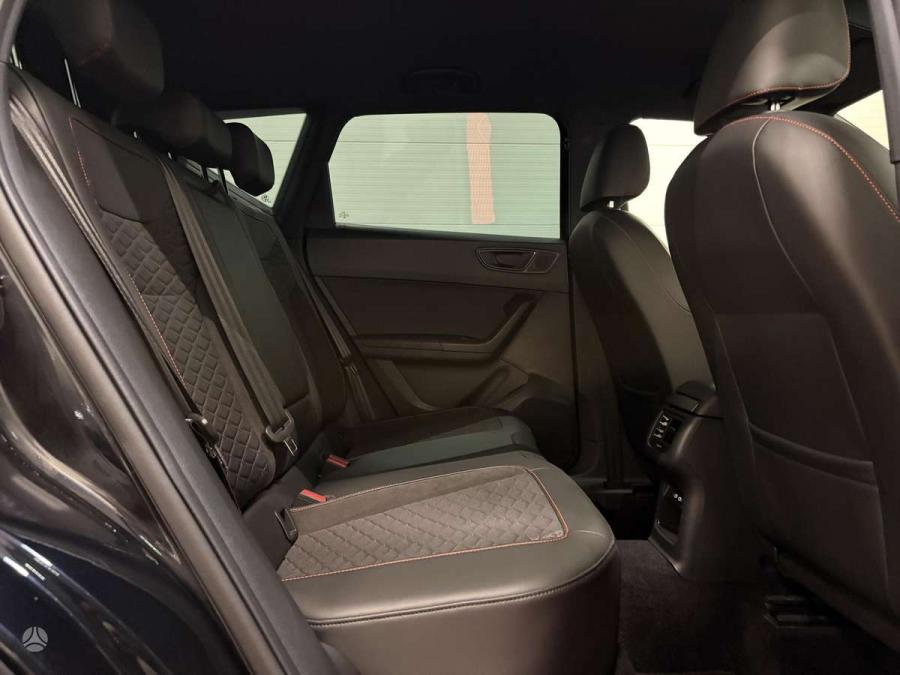 Melns SEAT Ateca 2021 Viļņa, ar dzinēja tilpumu 1.50 L un nobraukumu 70 tūkst. km par 20490 €, foto 31 vietnē AUTOMOTO.COM.LV