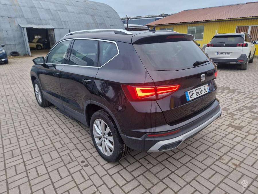 Black SEAT Ateca 2022 in Kaunas, with an engine capacity of 1.00 L and mileage of 140 thousand km for 10700 €, photo 3 on AUTOMOTO.COM.LV