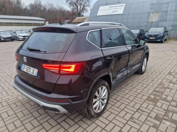 Melns SEAT Ateca 2022 Kauņa, ar dzinēja tilpumu 1.00 L un nobraukumu 140 tūkst. km par 10700 €, foto 4 vietnē AUTOMOTO.COM.LV