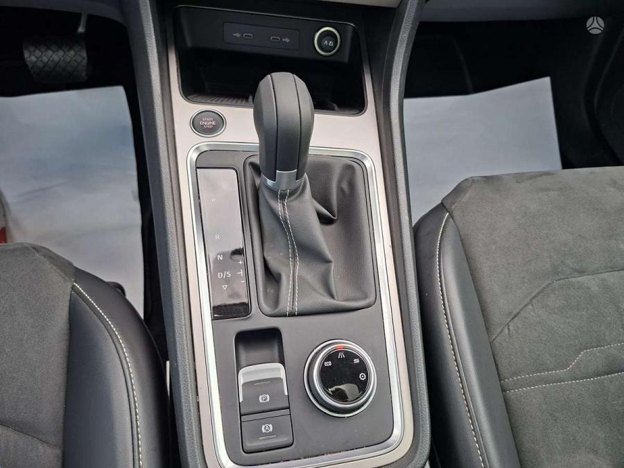Melns SEAT Ateca 2022 Viļņa, ar dzinēja tilpumu 1.97 L un nobraukumu 151 tūkst. km par 21500 €, foto 17 vietnē AUTOMOTO.COM.LV