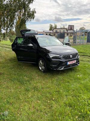 Black SEAT Ateca 2022 in Panevezys, with an engine capacity of 1.50 L and mileage of 188 thousand km for 17450 €, photo 3 on AUTOMOTO.COM.LV