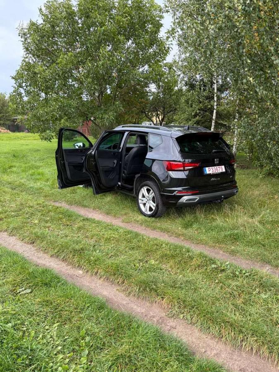 Black SEAT Ateca 2022 in Panevezys, with an engine capacity of 1.50 L and mileage of 188 thousand km for 17450 €, photo 6 on AUTOMOTO.COM.LV