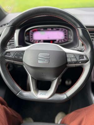 Black SEAT Ateca 2022 in Panevezys, with an engine capacity of 1.50 L and mileage of 188 thousand km for 17450 €, photo 29 on AUTOMOTO.COM.LV