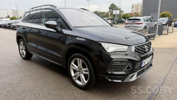 SEAT Ateca 2022 in Riga on AUTOMOTO.COM.LV Black SEAT Ateca 2022 in Riga, with an engine capacity of 2.00 L and mileage of 83 thousand km for 20900 €, photo 8 on AUTOMOTO.COM.LV