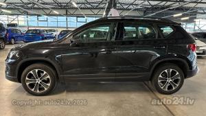 Black SEAT Ateca 2023 in Riga, with an engine capacity of 1.50 L and mileage of 35 thousand km for 22900 €, photo 2 on AUTOMOTO.COM.LV