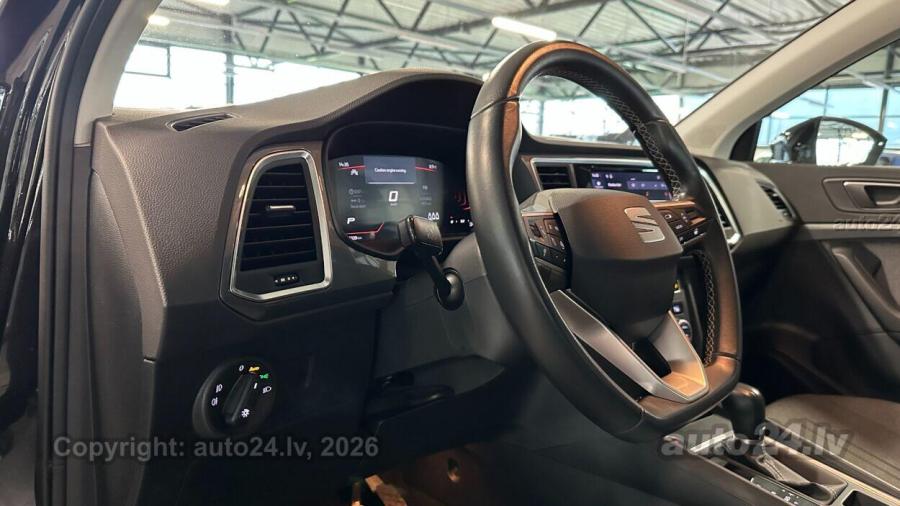 Black SEAT Ateca 2023 in Riga, with an engine capacity of 1.50 L and mileage of 35 thousand km for 22900 €, photo 17 on AUTOMOTO.COM.LV