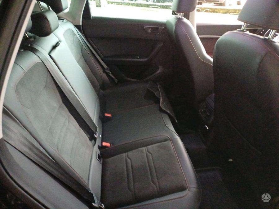 Black SEAT Ateca 2023 in Vilnius, with an engine capacity of 1.50 L and mileage of 100 thousand km for 21660 €, photo 12 on AUTOMOTO.COM.LV