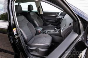 Black SEAT Ateca 2023 in Riga, with an engine capacity of 1.50 L and mileage of 102 thousand km for 20950 €, photo 8 on AUTOMOTO.COM.LV