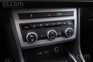 Black SEAT Ateca 2023 in Riga, with an engine capacity of 1.50 L and mileage of 102 thousand km for 20950 €, photo 16 on AUTOMOTO.COM.LV