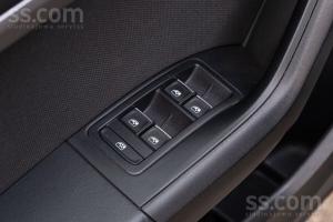 Black SEAT Ateca 2023 in Riga, with an engine capacity of 1.50 L and mileage of 102 thousand km for 20950 €, photo 19 on AUTOMOTO.COM.LV