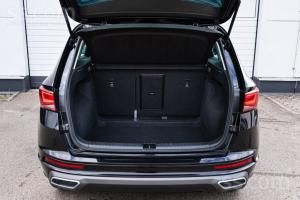 Black SEAT Ateca 2023 in Riga, with an engine capacity of 1.50 L and mileage of 102 thousand km for 20950 €, photo 20 on AUTOMOTO.COM.LV
