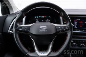 Black SEAT Ateca 2023 in Riga, with an engine capacity of 1.50 L and mileage of 102 thousand km for 20950 €, photo 21 on AUTOMOTO.COM.LV