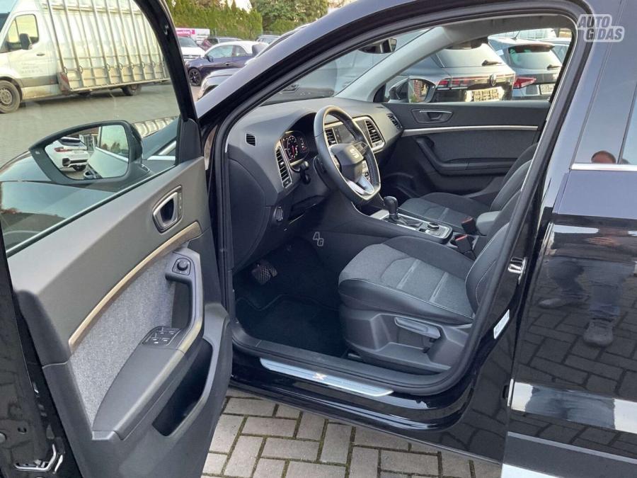 Black SEAT Ateca 2024 in Kaunas, with an engine capacity of 1.50 L and mileage of 19 thousand km for 29658 €, photo 12 on AUTOMOTO.COM.LV