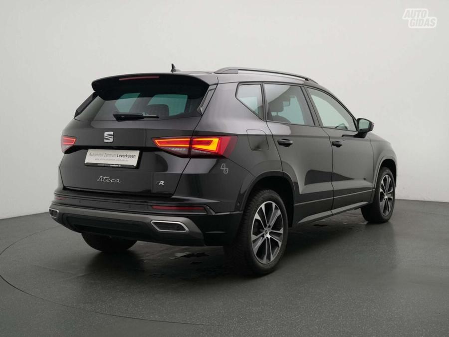 Melns SEAT Ateca 2024 Kauņa, ar dzinēja tilpumu 2.00 L un nobraukumu 40 tūkst. km par 32576 €, foto 2 vietnē AUTOMOTO.COM.LV