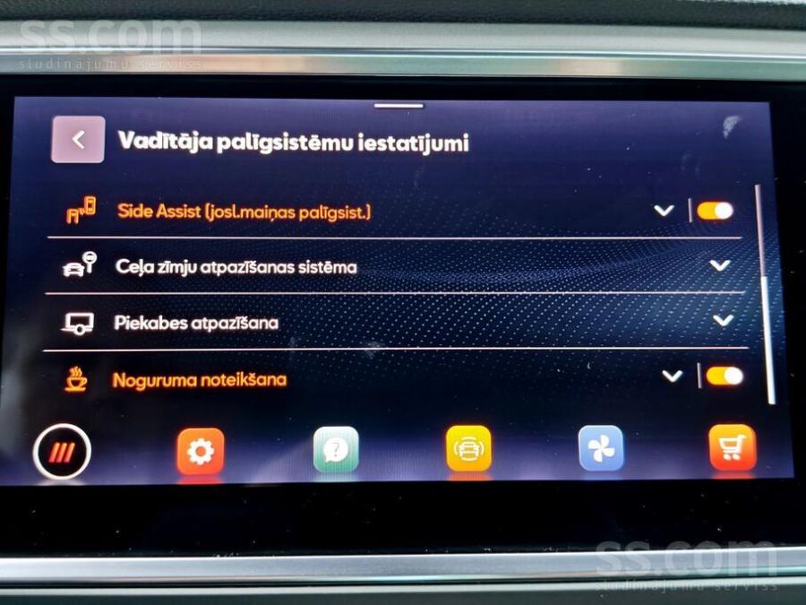 Melns SEAT Ateca 2021 Liepāja, ar dzinēja tilpumu 2.00 L un nobraukumu 225 tūkst. km par 14750 €, foto 19 vietnē AUTOMOTO.COM.LV