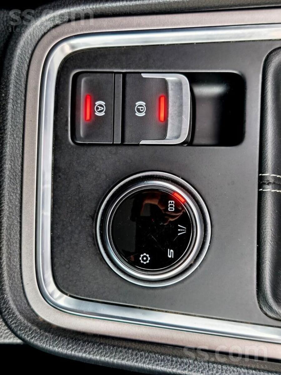 Melns SEAT Ateca 2021 Liepāja, ar dzinēja tilpumu 2.00 L un nobraukumu 225 tūkst. km par 14750 €, foto 27 vietnē AUTOMOTO.COM.LV