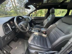 Blue SEAT Ateca 2017 in Taurage, with an engine capacity of 1.97 L and mileage of 243 thousand km for 13500 €, photo 8 on AUTOMOTO.COM.LV