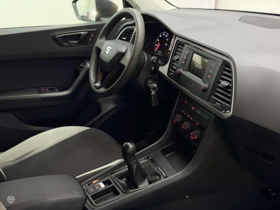 Blue SEAT Ateca 2018 in Vilnius, with an engine capacity of 1.00 L and mileage of 217 thousand km for 9550 €, photo 16 on AUTOMOTO.COM.LV