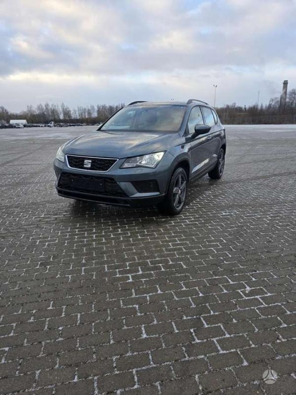 Blue SEAT Ateca 2019 in Marijampole, with an engine capacity of 1.00 L and mileage of 96 thousand km for 10650 €, photo 1 on AUTOMOTO.COM.LV