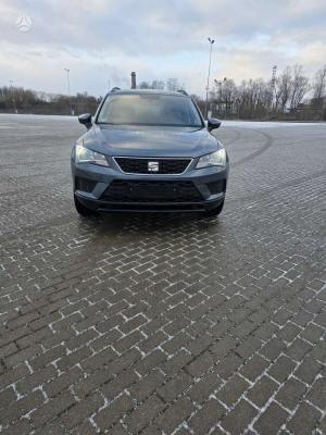 Blue SEAT Ateca 2019 in Marijampole, with an engine capacity of 1.00 L and mileage of 96 thousand km for 10650 €, photo 4 on AUTOMOTO.COM.LV