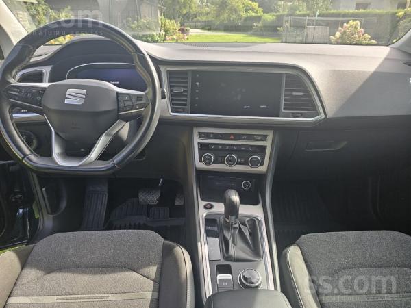 Blue SEAT Ateca 2022 in Jelgava, with an engine capacity of 1.50 L and mileage of 135 thousand km for 19500 €, photo 1 on AUTOMOTO.COM.LV