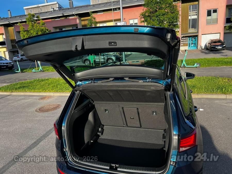 Zils SEAT Ateca 2017 Tallina, ar dzinēja tilpumu 1.40 L un nobraukumu 120 tūkst. km par 17000 €, foto 7 vietnē AUTOMOTO.COM.LV