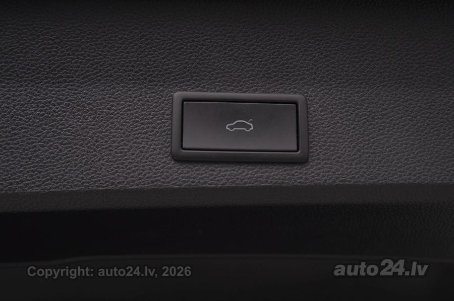 Zils SEAT Ateca 2022 Tallina, ar dzinēja tilpumu 1.50 L un nobraukumu 58 tūkst. km par 19990 €, foto 13 vietnē AUTOMOTO.COM.LV
