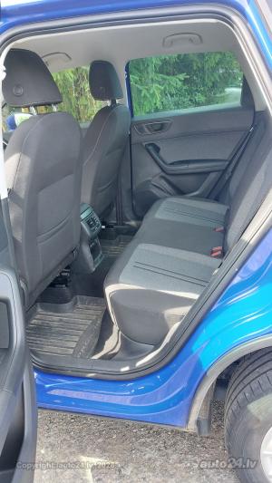 Zils SEAT Ateca 2024 Tallina, ar dzinēja tilpumu 2.00 L un nobraukumu 29 tūkst. km par 27700 €, foto 5 vietnē AUTOMOTO.COM.LV