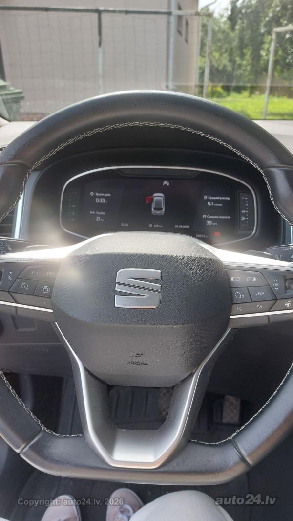 Zils SEAT Ateca 2024 Tallina, ar dzinēja tilpumu 2.00 L un nobraukumu 29 tūkst. km par 27700 €, foto 5 vietnē AUTOMOTO.COM.LV