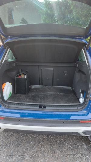 Zils SEAT Ateca 2024 Tallina, ar dzinēja tilpumu 2.00 L un nobraukumu 29 tūkst. km par 27700 €, foto 8 vietnē AUTOMOTO.COM.LV