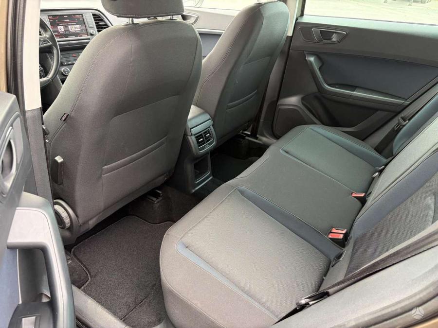 Brūns SEAT Ateca 2016 Alīta, ar dzinēja tilpumu 1.60 L un nobraukumu 152 tūkst. km par 10850 €, foto 9 vietnē AUTOMOTO.COM.LV